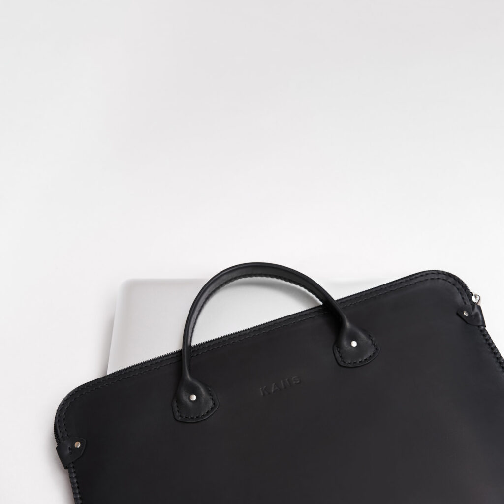 Сумка для MacBook Черная - KANS
